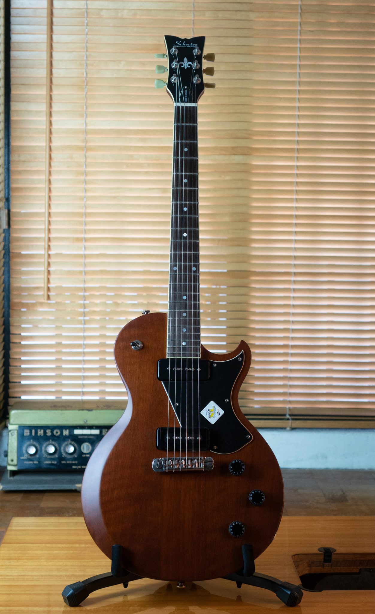 Schecter Solo II Special P90